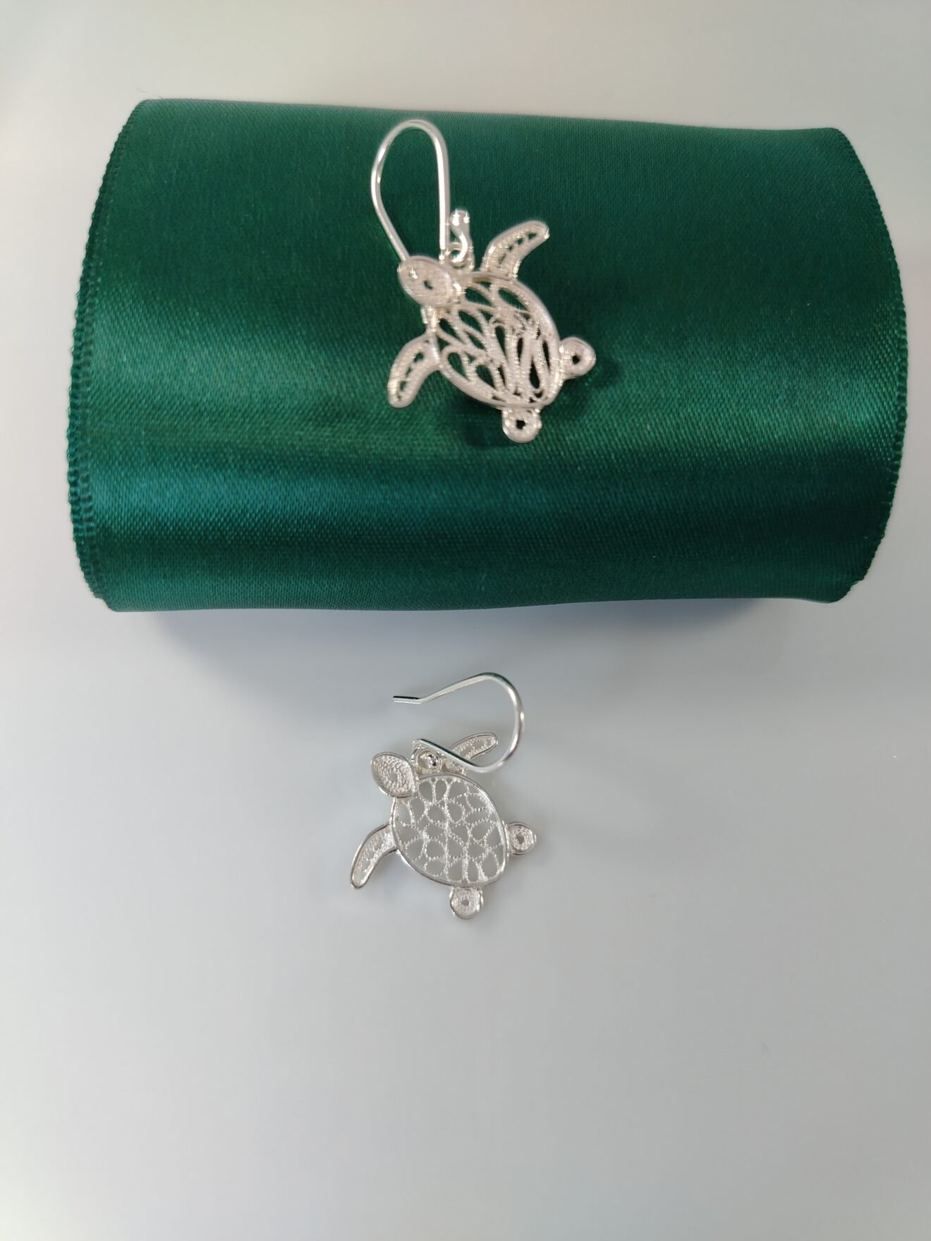 ARETES TORTUGA FILIGRANA - Moon diamond joyas